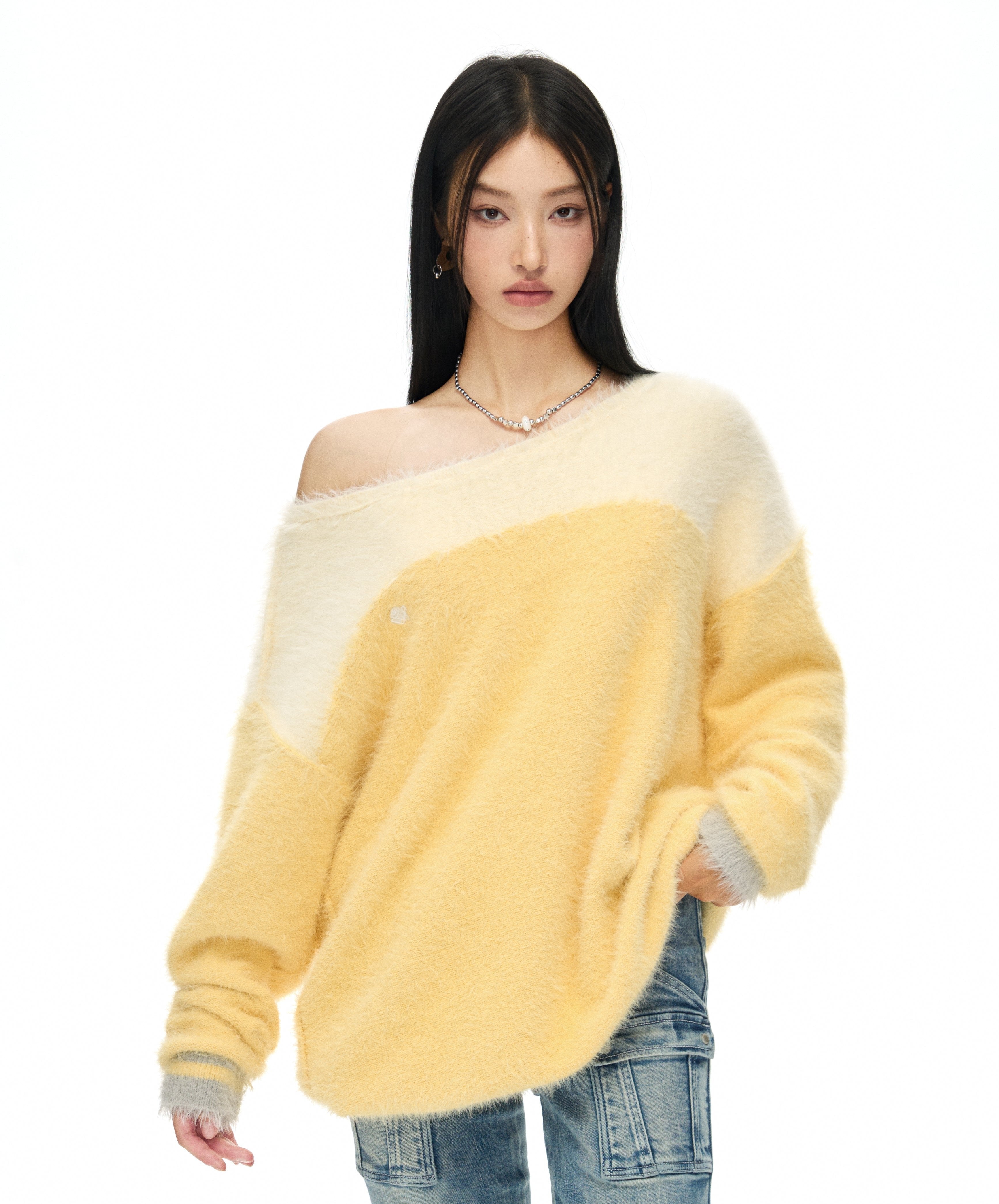 Highlight Off Shoulder Crewneck Sweater – NAWS